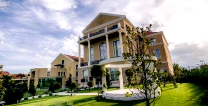 TREASURE LE PALAIS, Temesvár, Románia